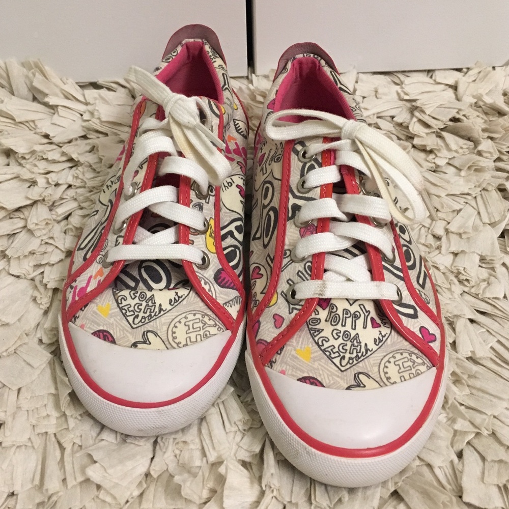 Coach Barrett Poppy Graffiti Heart (Run Small) - Gem